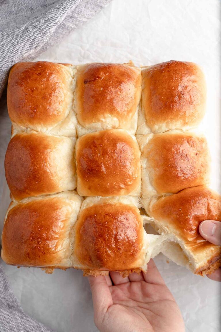 Fluffy Homemade Sweet Hawaiian Bread Rolls Recipe – Cookin' with Mima