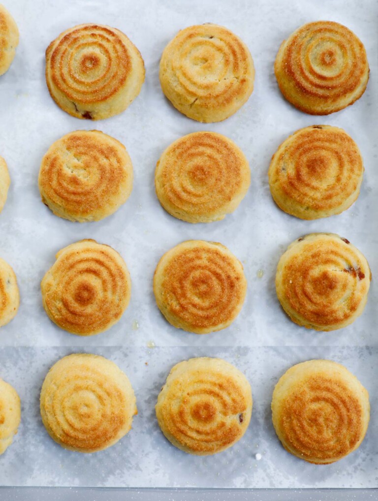 Maamoul Recipe (Date Filled Cookies) – Cookin' with Mima